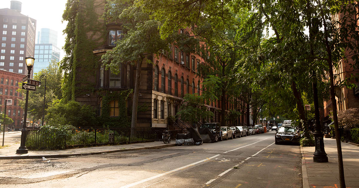 14 Essential East Village Spots - Thrillist