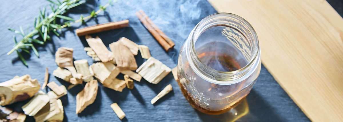 How to Smoke Cocktails and Spirits at Home - Thrillist