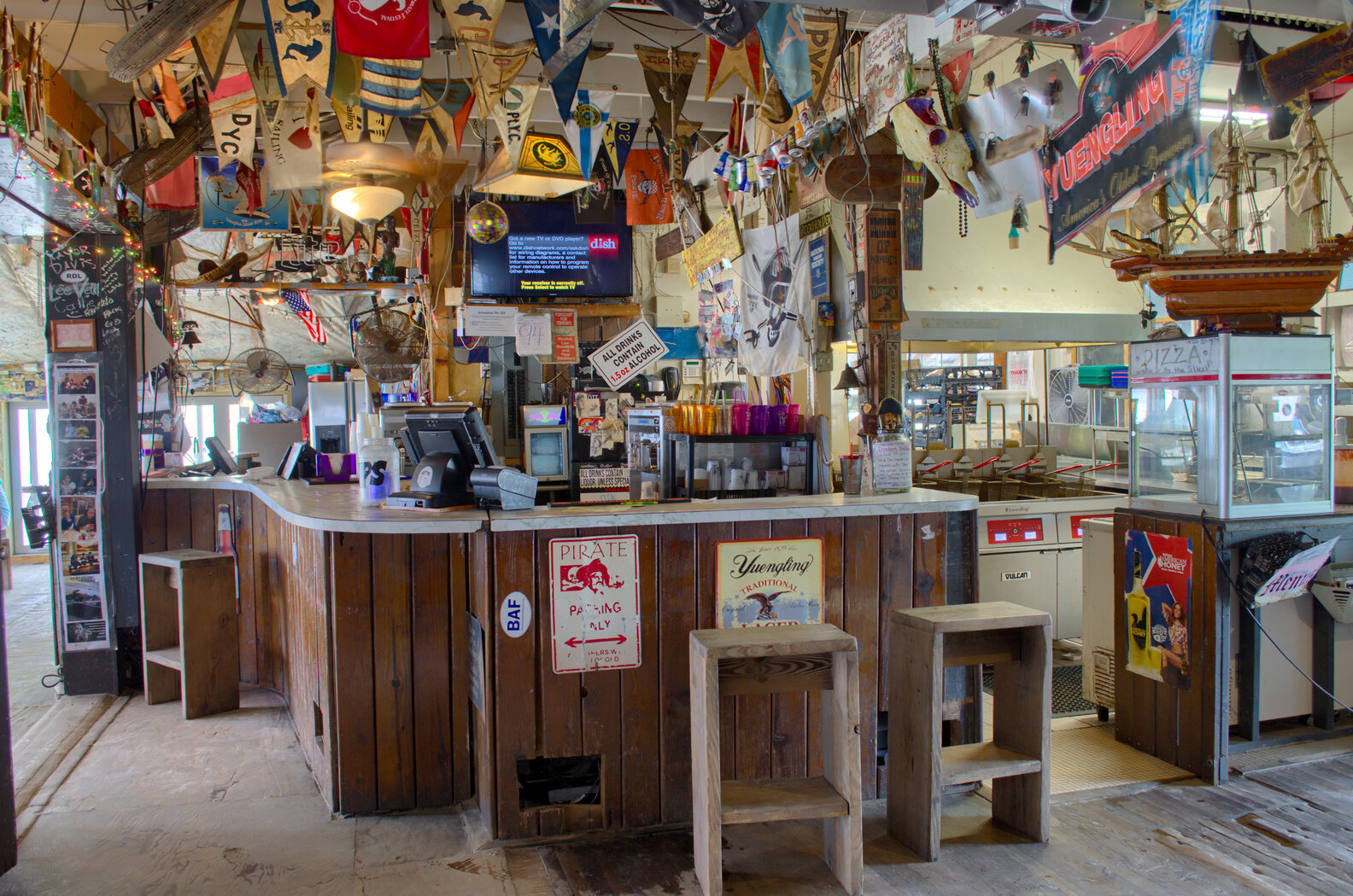 Best Beach Bars in the US Worth Drinking At - Thrillist
