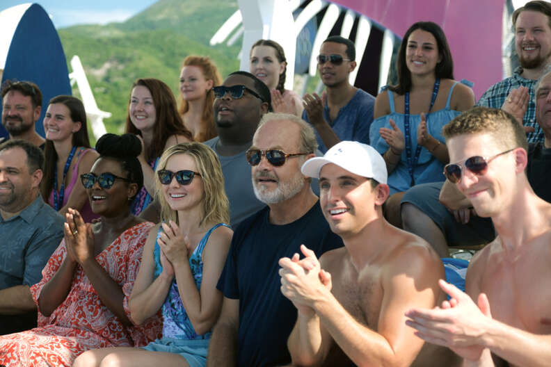Like Father Netflix Review: Kristen Bell's Cruise Movie Sinks - Thrillist