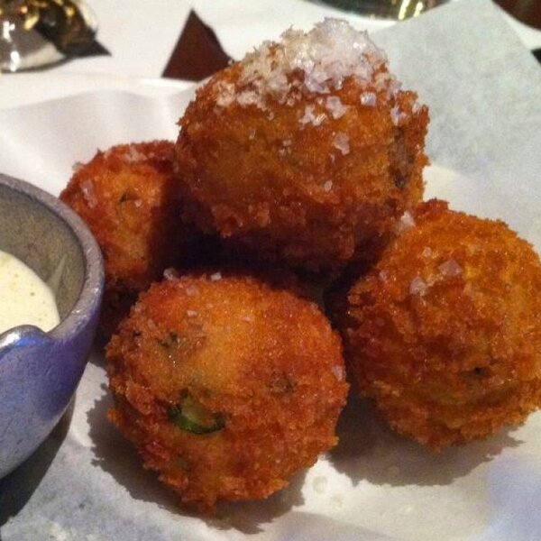 Free Food Friday at Sazerac - Eat - Thrillist Seattle