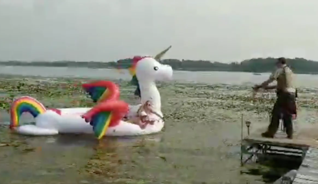 Police Rescue Women Stranded On Inflatable Unicorn Raft - Thrillist