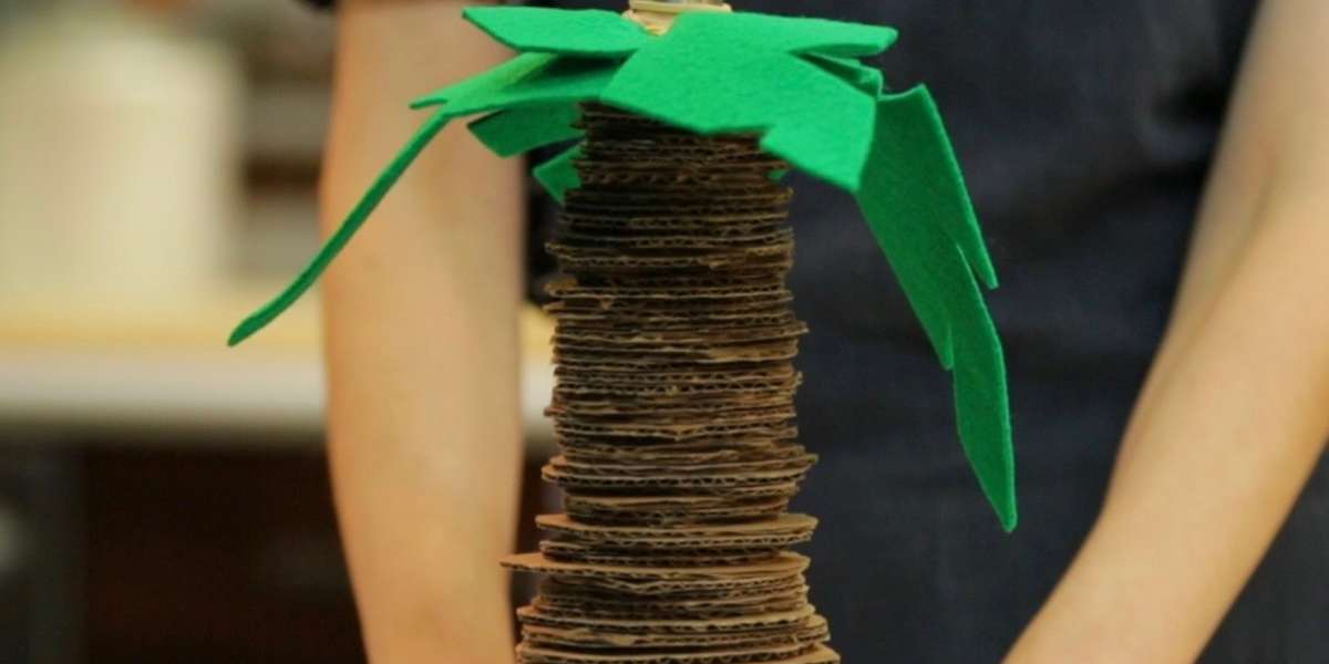 Palm Tree Cat Scratcher - Videos - The Dodo