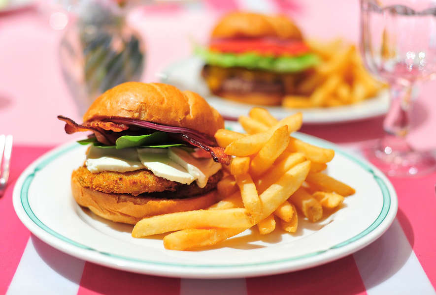 Draper's: White Sulphur Springs, WV - Thrillist