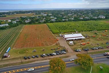 Best Pumpkin Patches Near NYC in 2019: Pumpkin Picking in NY, NJ and CT ...