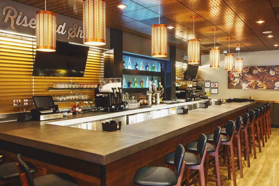 IHOP Opens First Full Service Bar in Phoenix Location - Thrillist