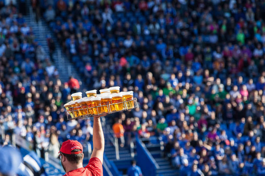 NFL Stadiums With the Cheapest and Most Expensive Beers, Ranked - Thrillist