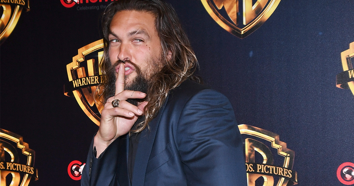 Jason Momoa Explains How He Used the Bathroom in His Aquaman Suit ...