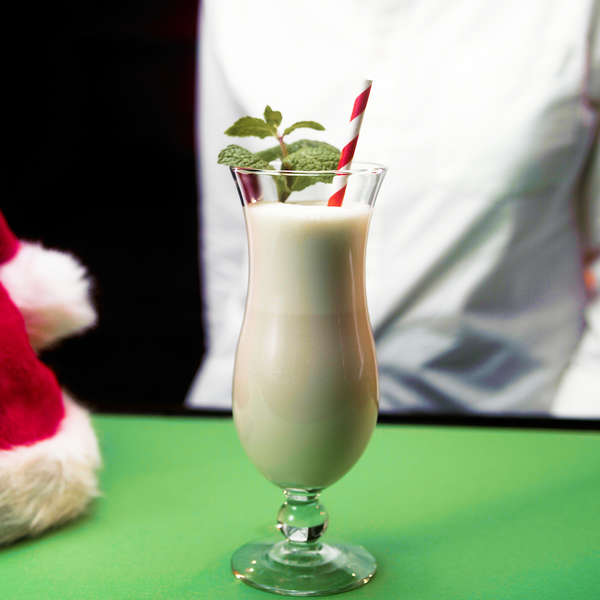 Best Dessert Cocktail Recipe: Vodka, Schnapps, and Branca Menta - Thrillist