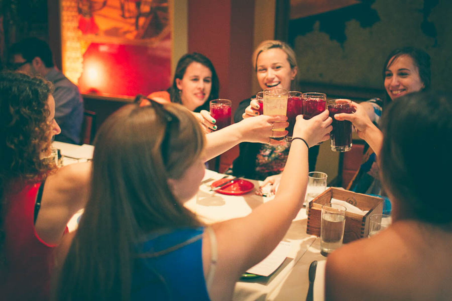 Best Bottomless Boozy Brunch Deals in NYC - Thrillist