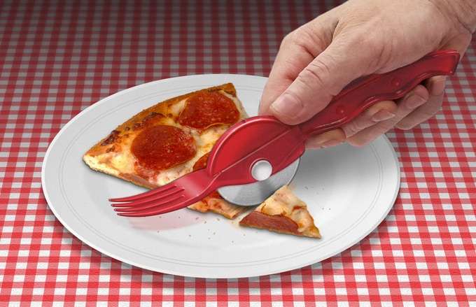 The Pizza Fork: New 2 in 1 Utensil Let's You Slice and Eat Pizza ...