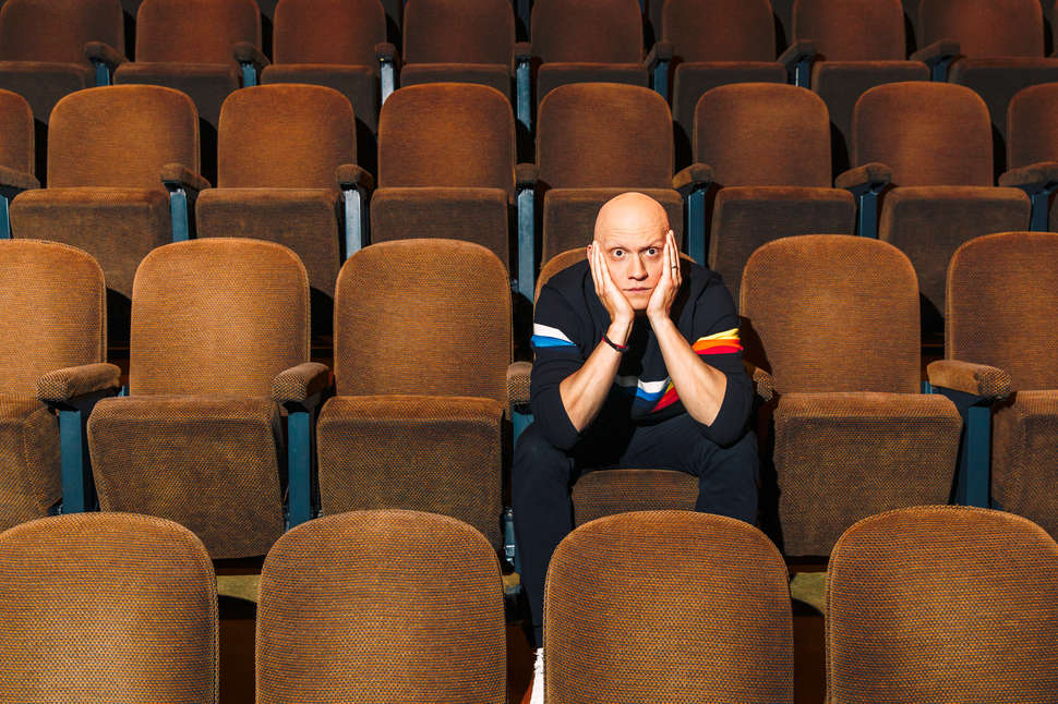 'Barry' Actor Anthony Carrigan Talks Noho Hank, Being Typecast & More ...