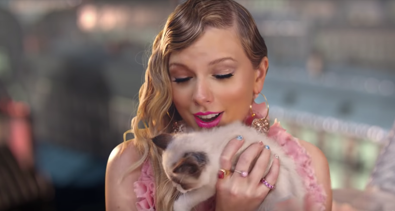 Taylor Swift ME! Review: Every Easter Egg in the New Music Video ...