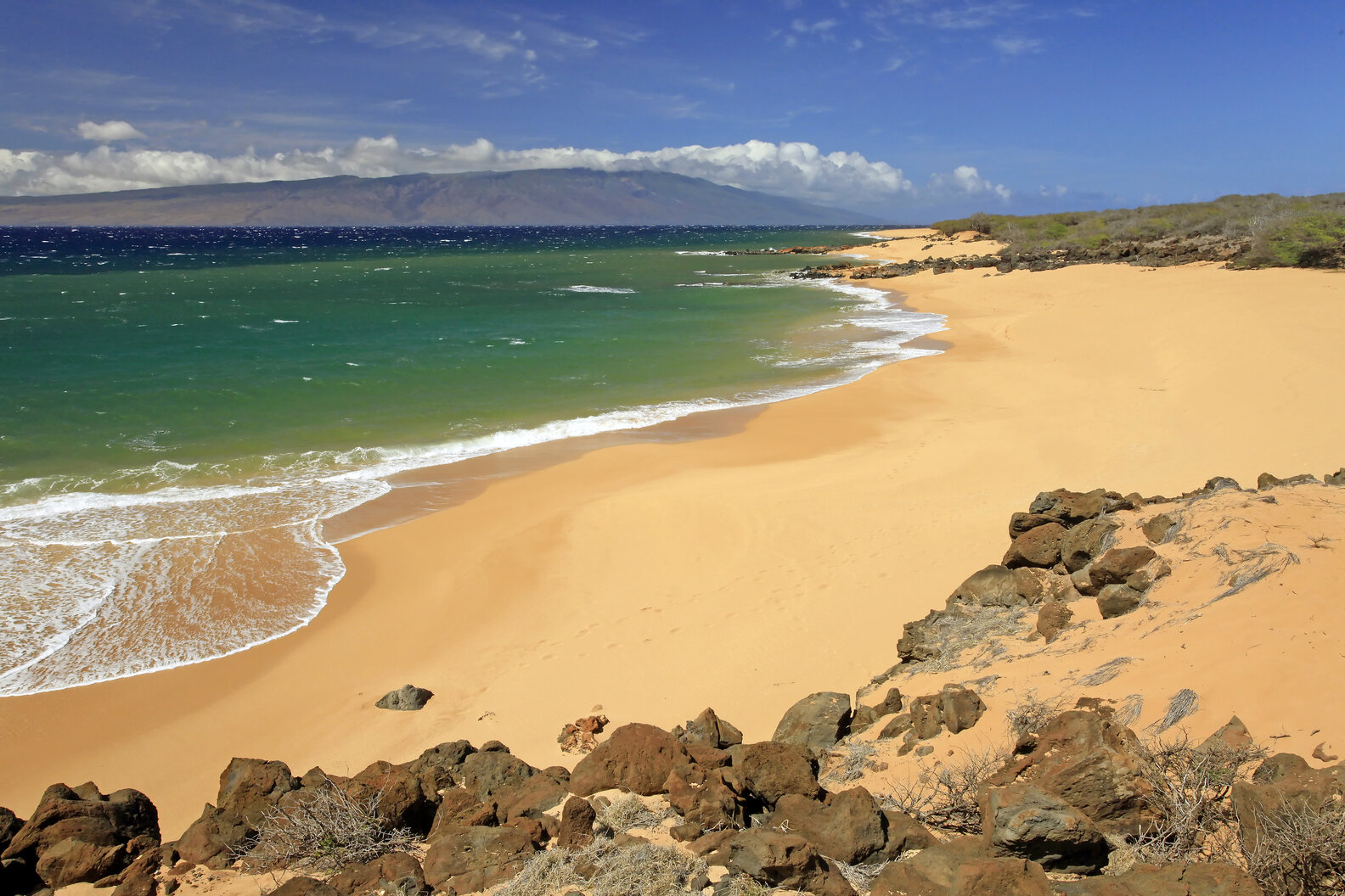 Best Beaches in Hawaii: Most Beautiful and Scenic Beaches to Visit ...