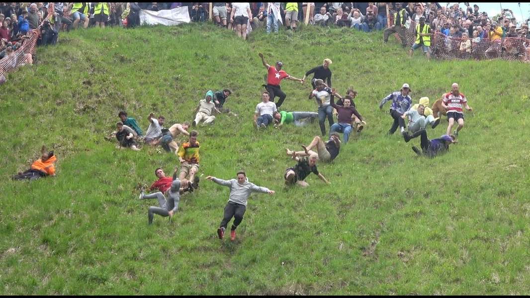 Gloucester Cheese Roll 2019: See the Biggest Falls of the Year - Thrillist