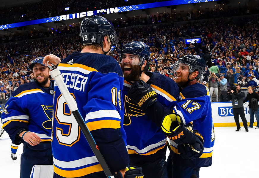 Why Is Gloria the St. Louis Blues Victory Song? Play Gloria, Explained ...