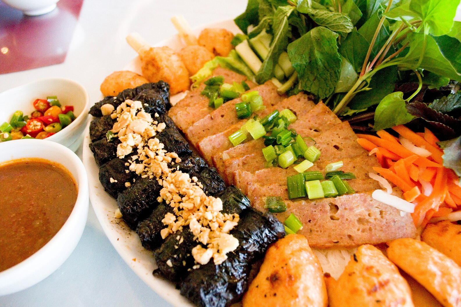 Best Vietnamese Restaurants & Vietnamese Food in America Right Now ...