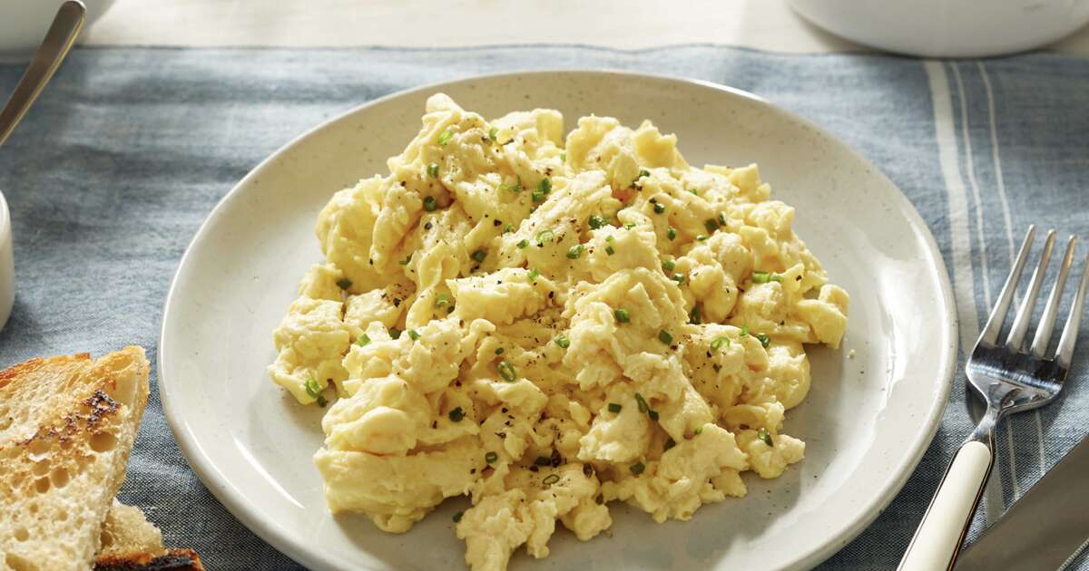 Just Egg Vegan Eggs Review What Are They Made Of And How Do They Taste 