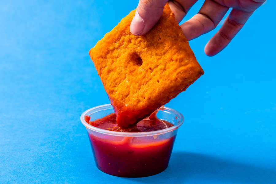 Pizza Hut Cheez-It Pizza Review: What Does it Taste Like? - Thrillist