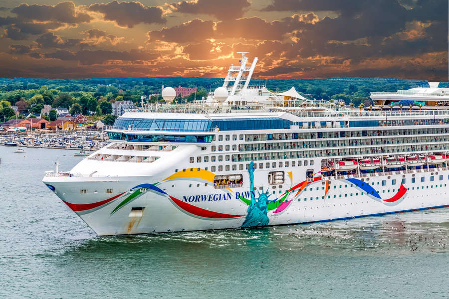 Norwegian Cruise Line Offers 64 Free Cruises on Encore to Everyday ...