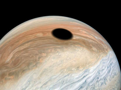 Solar Eclipse on Jupiter Photos: NASA Shares Juno Expedition Images ...