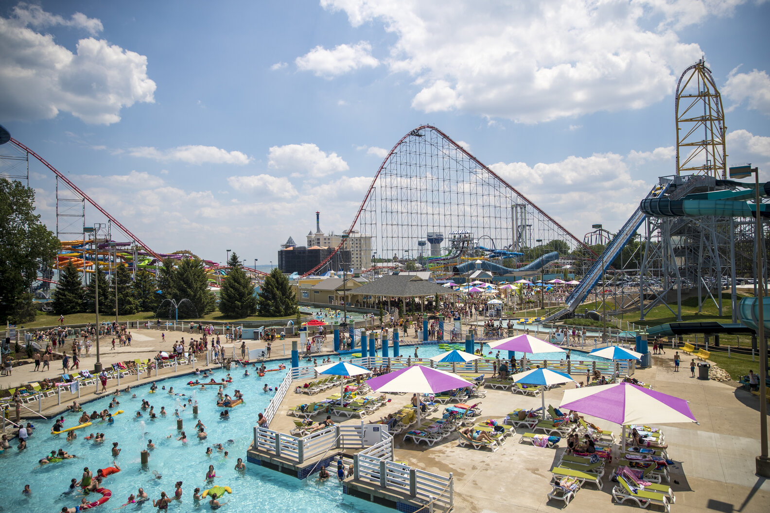 Cedar Point Weekend Guide: Best Food to Eat and Where to Stay - Thrillist