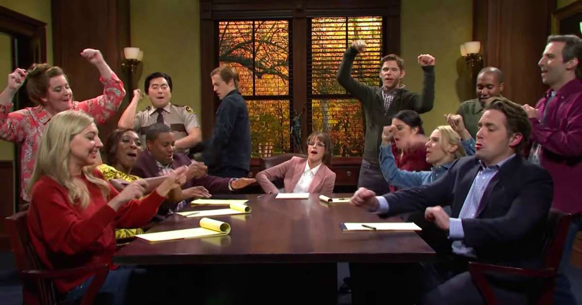 'SNL' Kristen Stewart: Hungry Jury Stomachs Play Ginuwine's 'Pony ...