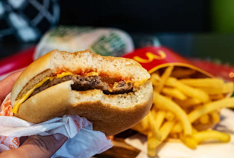 Iceland McDonald's Live Feed: Burger Still Not Decayed After 10 Years - Thrillist