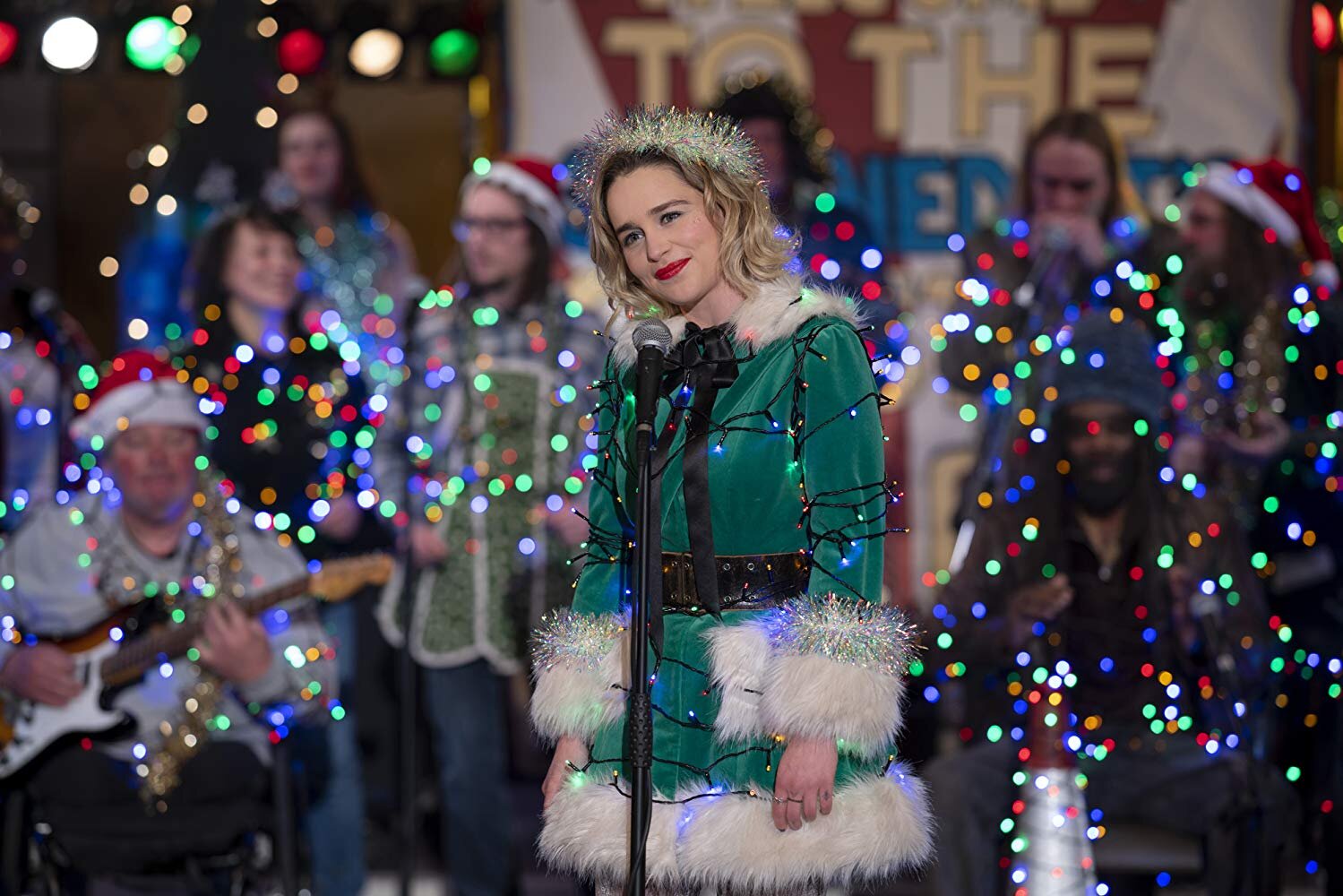 'Last Christmas' Movie Ending, Explained: Discussing the Big Twist ...