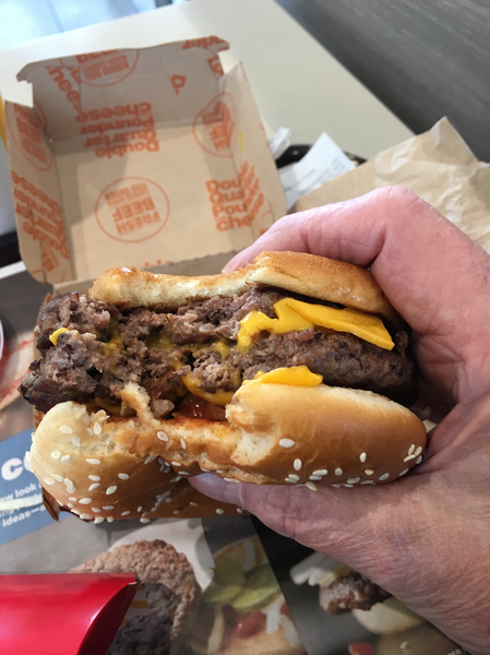 McDonald's Quarter Pounder: 25 Year Old Burger Shows No Signs of Rot - Thrillist