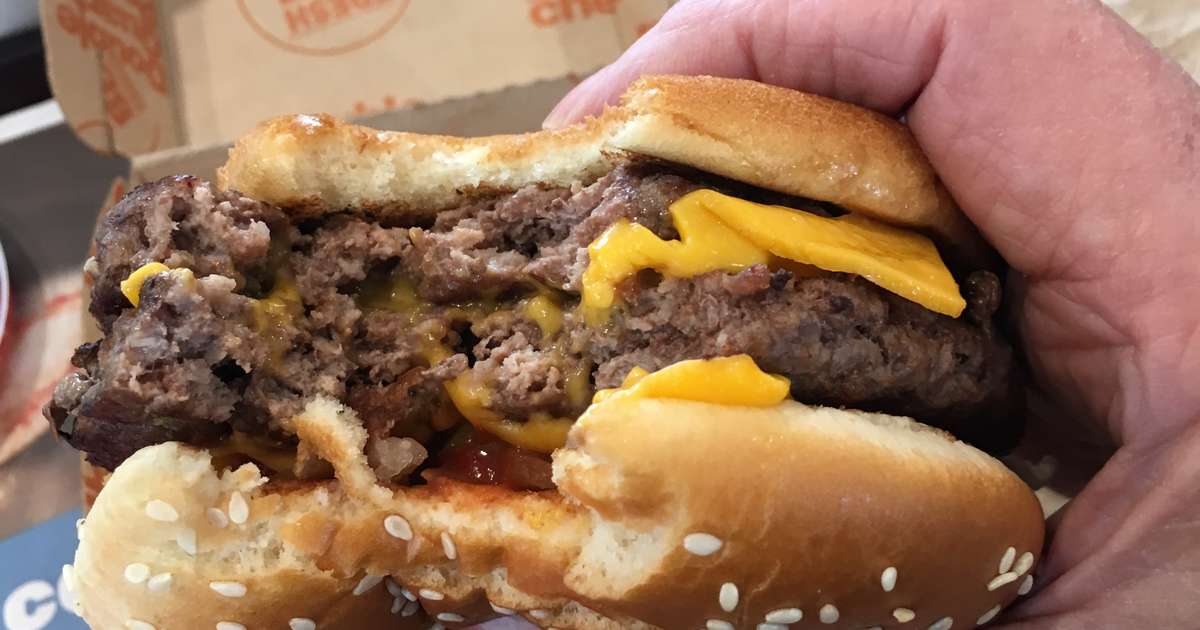 McDonald's Quarter Pounder: 25 Year Old Burger Shows No Signs of Rot ...