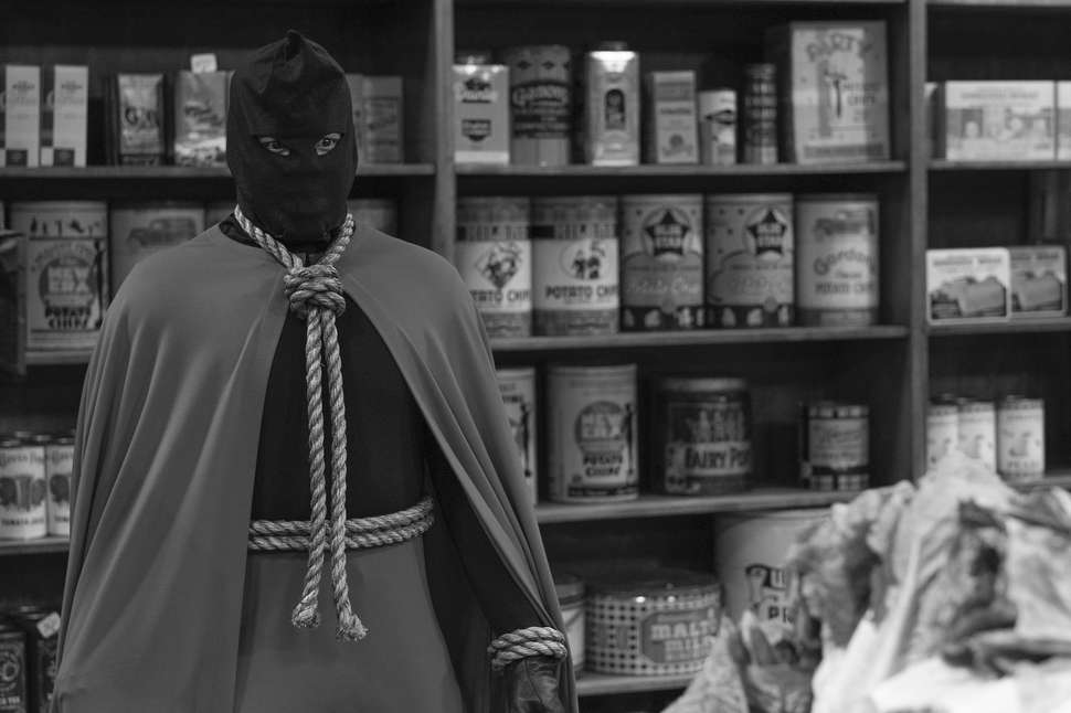 'Watchmen' Episode 6: Cord Jefferson on the Hooded Justice Reveal ...