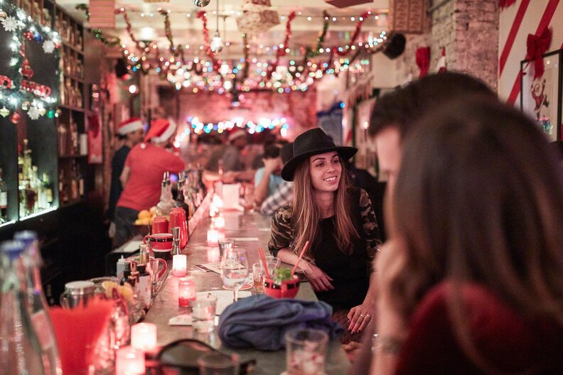 How Holiday Pop-Up Bars Make the Craft Cocktail World Loosen Up - Thrillist