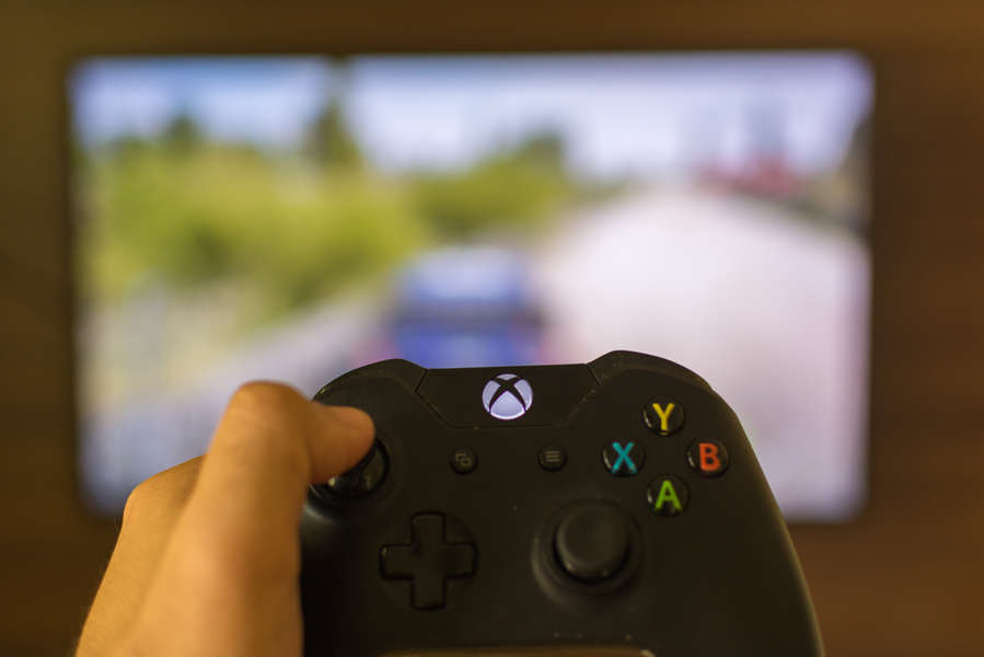 Xbox One X Discount April 2020: Certified Refurbished Gaming Consoles ...