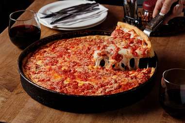 How to Get Local Midwestern Food Delivered: Deep Dish Pizza & More ...