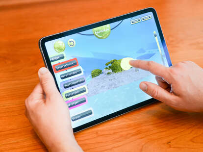 NASA 'NeMO-Net' Game: How to Explore the Ocean & Save the Coral Reefs ...