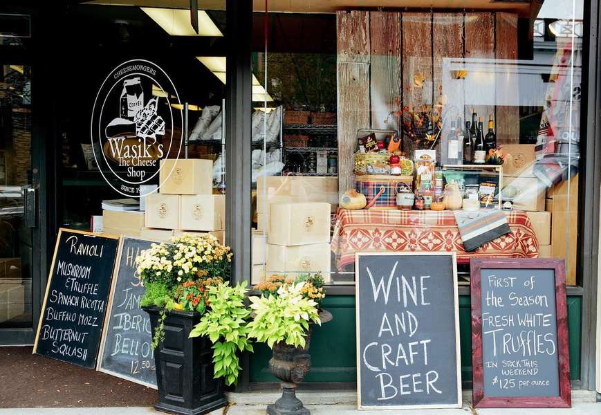 Best Local Grocery Stores in Boston: Good Markets for Food & Supplies ...