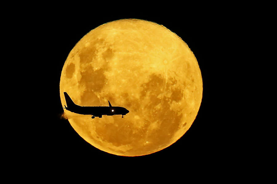 May Supermoon 2020: Will the Moon Be Larger & Brighter on May 7th ...