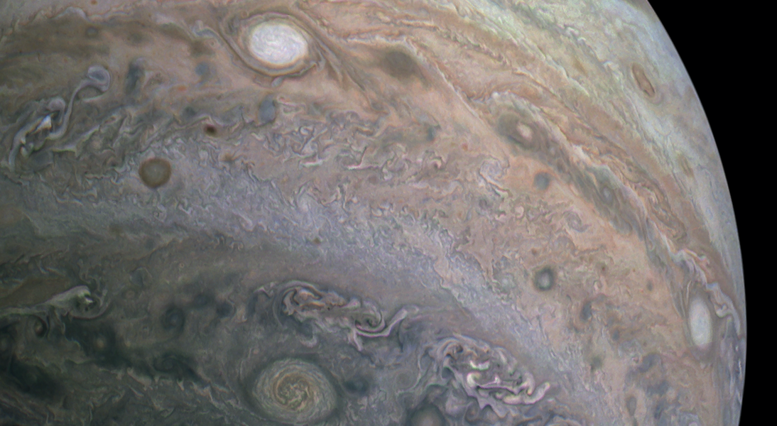 NASA's Juno Spacecraft Took a Beautiful New Photo of Jupiter's Clouds ...