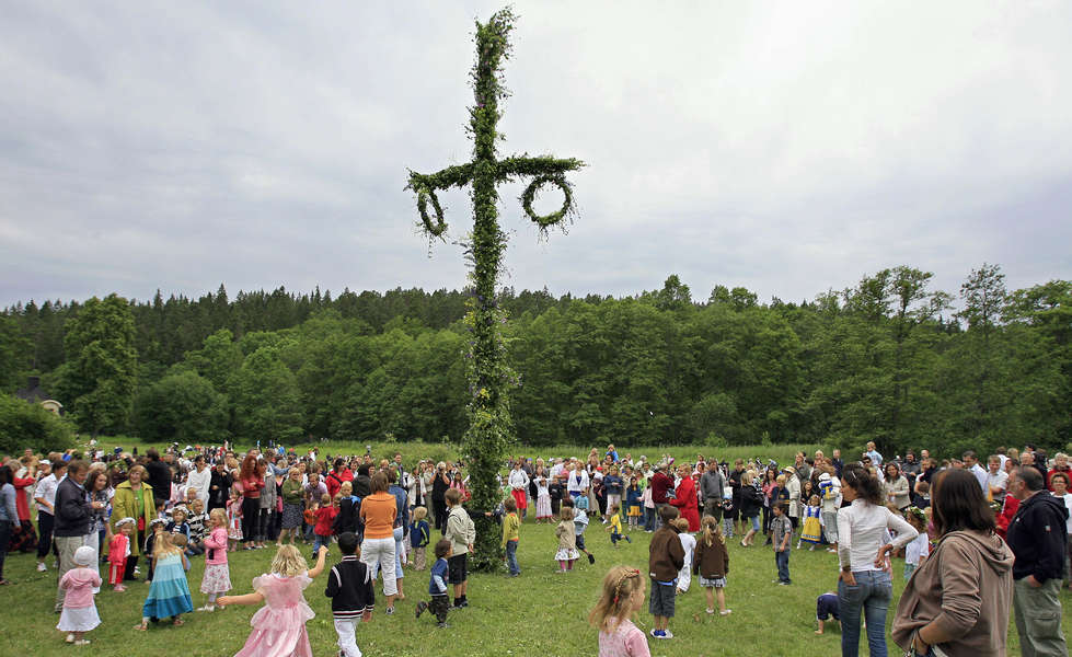 How to Virtually Stream Sweden's Midsummer Festival Online This Year ...