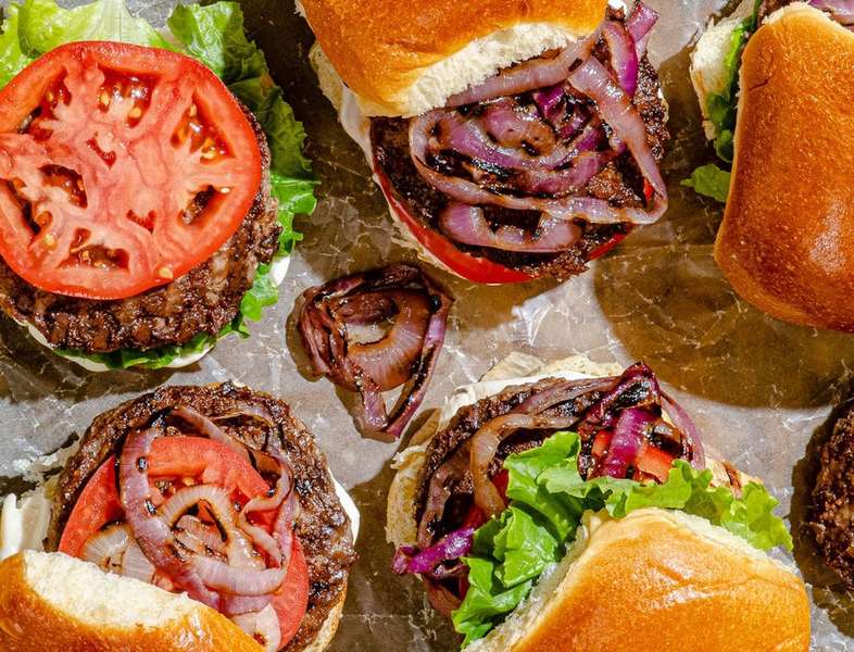 Best Burger Grilling Kits on Goldbelly to Order for Delivery Right Now ...