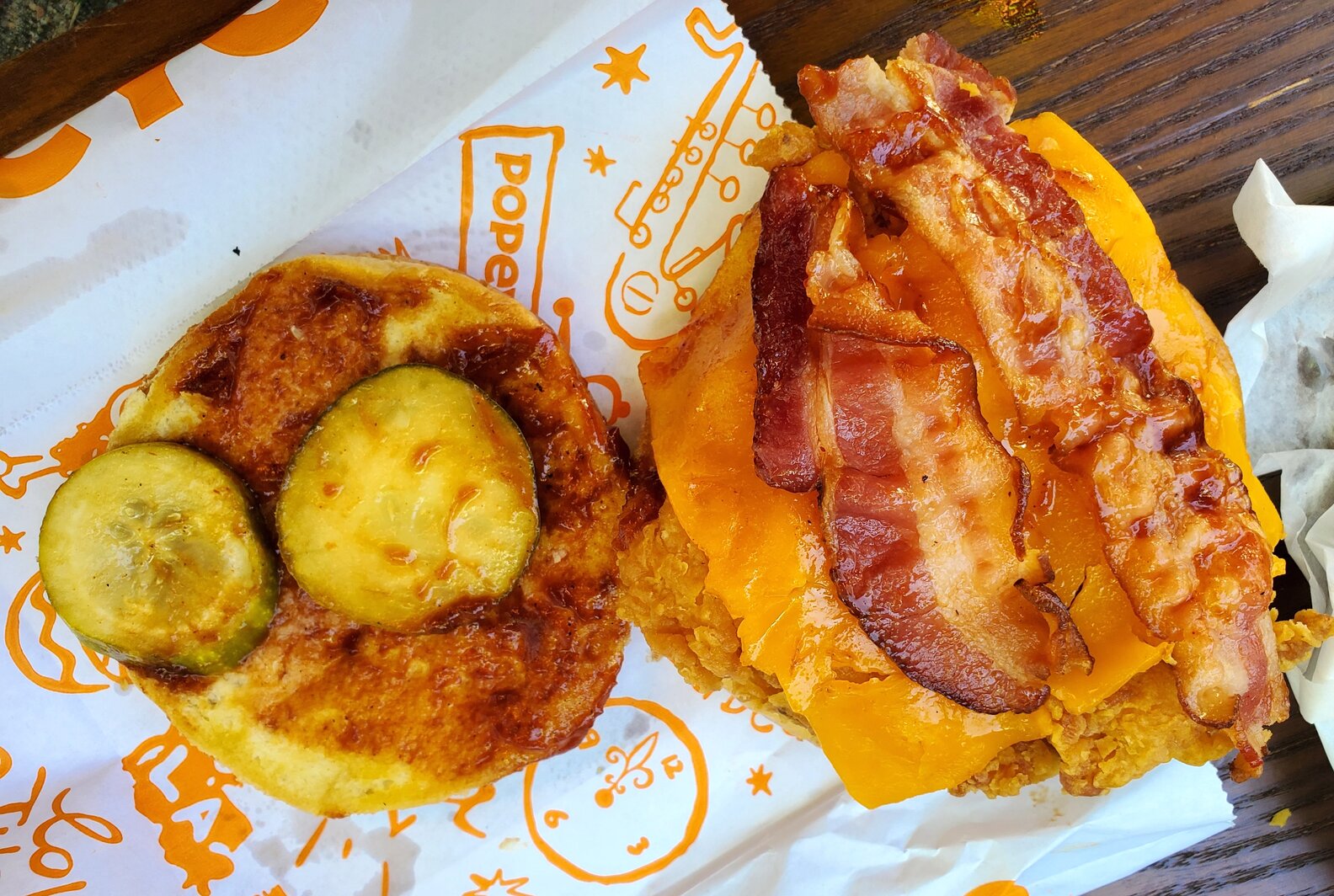 How Does Popeyes' 'BBQ Bacon Cheddar' Chicken Sandwich Taste? - Thrillist