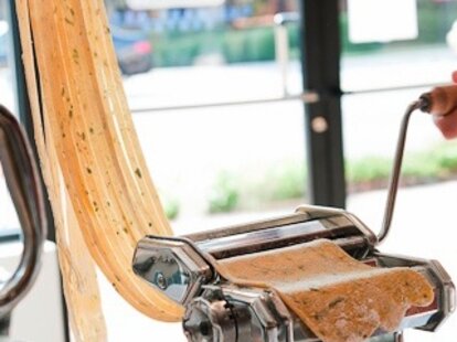 Hals Kitchen: A Restaurant in Sandy Springs, GA - Thrillist