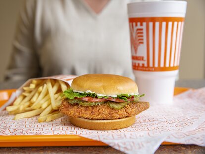 Whataburger Adds a Hatch Green Chile Burger & Chicken Sandwich to Menus ...