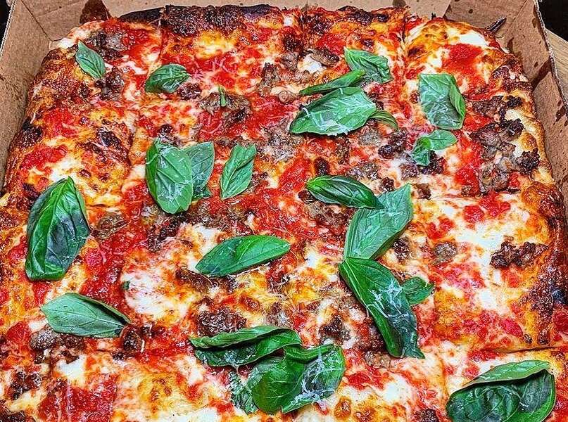 Angelo’s Pizzeria: Philadelphia, PA - Thrillist