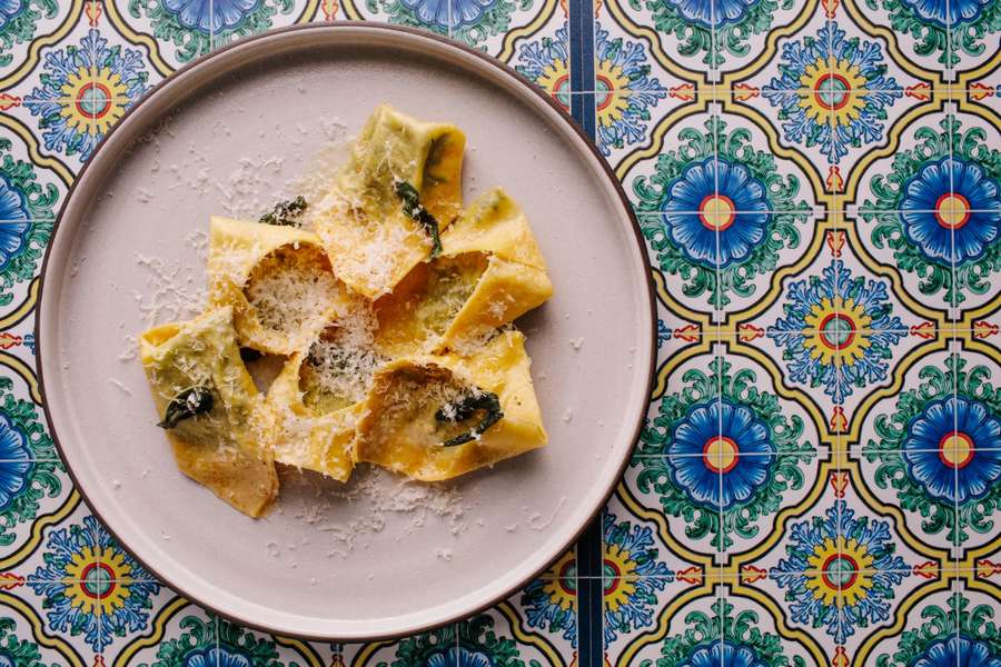 Yolan: Nashville, TN - Thrillist