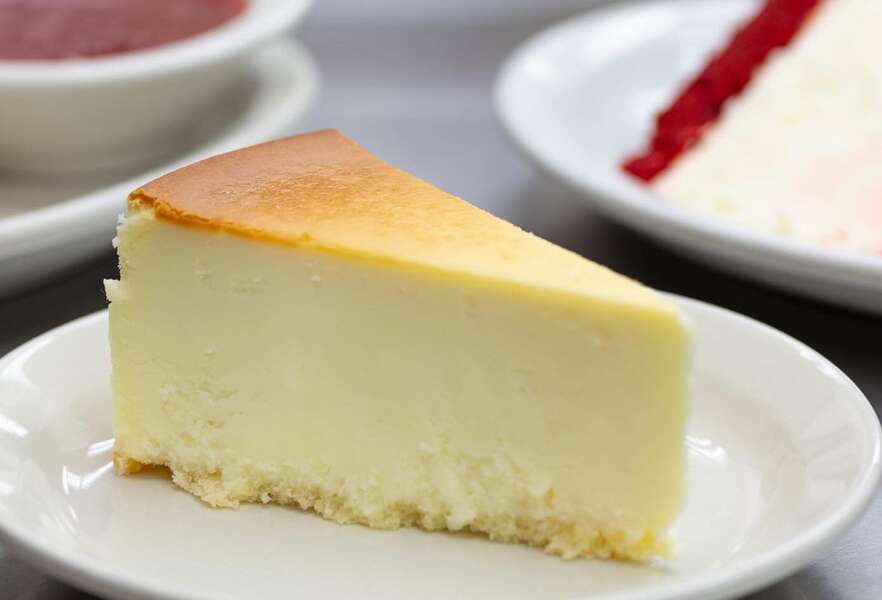 Junior's Restaurant: Brooklyn, NY - Thrillist