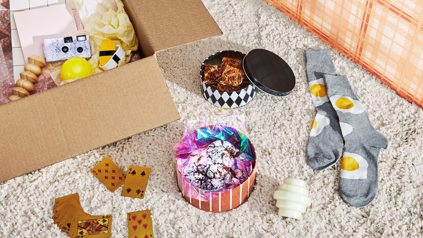 7 Tips for Sending Care Packages This Holiday Season - Thrillist