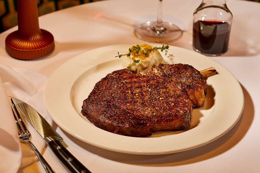 Lawry's The Prime Rib: Los Angeles, CA - Thrillist