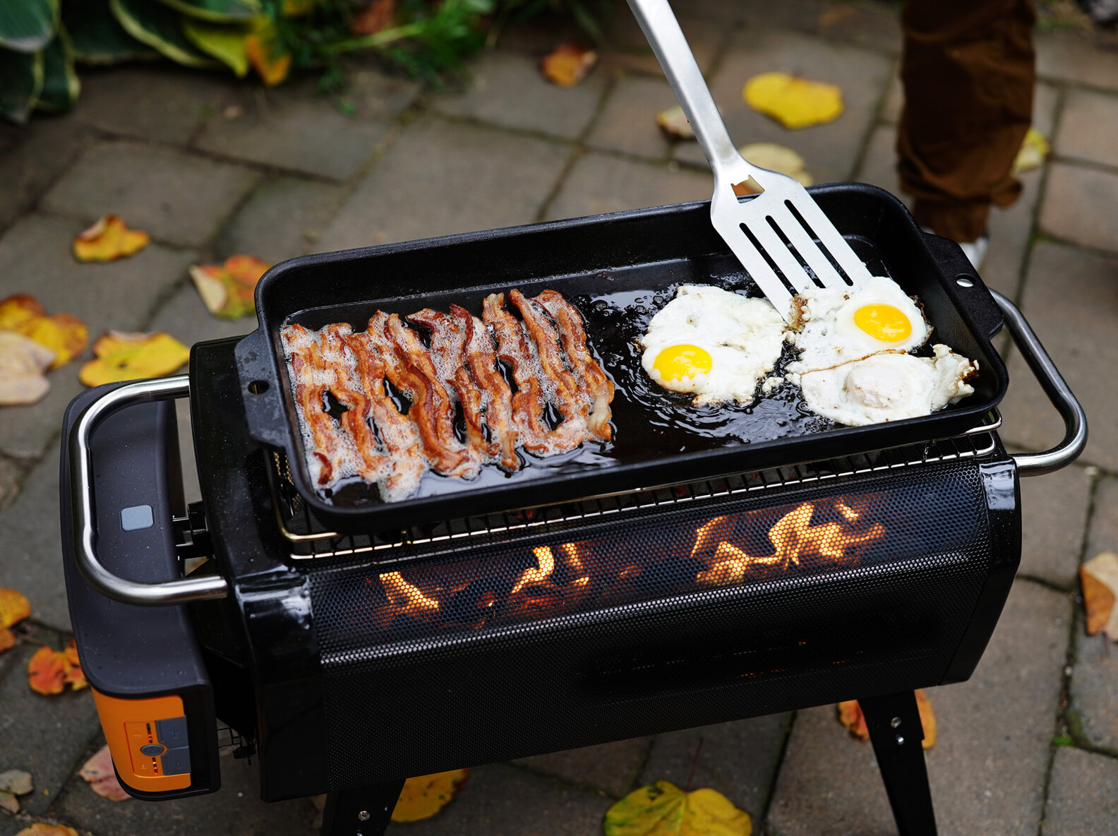 BioLite FirePit+ Is Back: Smokeless Fire Pit & Grill - Thrillist